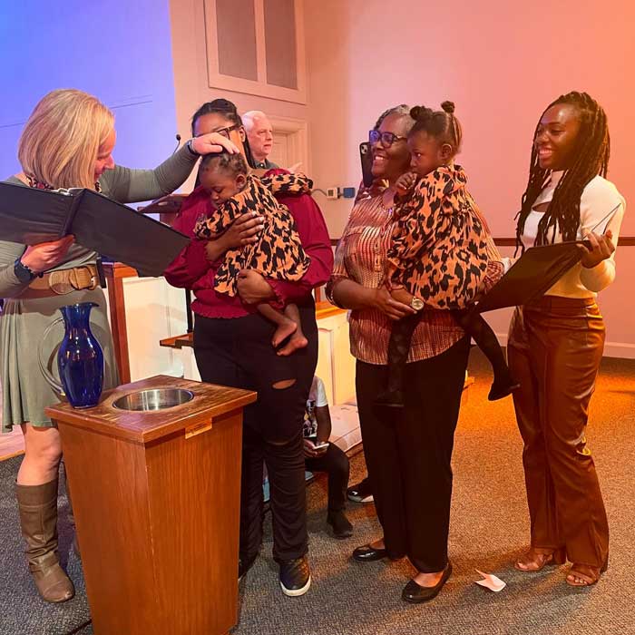 Baptism of Keyani and Kamora Bean at Glendale UMC - Nashville